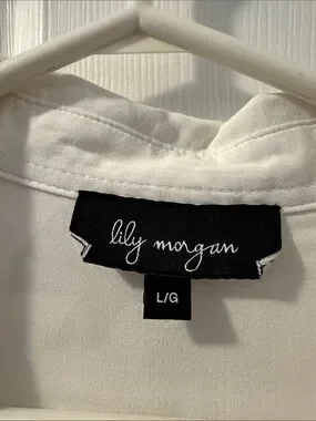 Lily Morgan | Tops | Lily Morgan Silky Soft White Rayon Buttonup Blouse ...